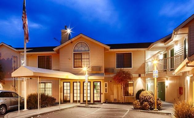 Best Western Plus Stevenson Manor